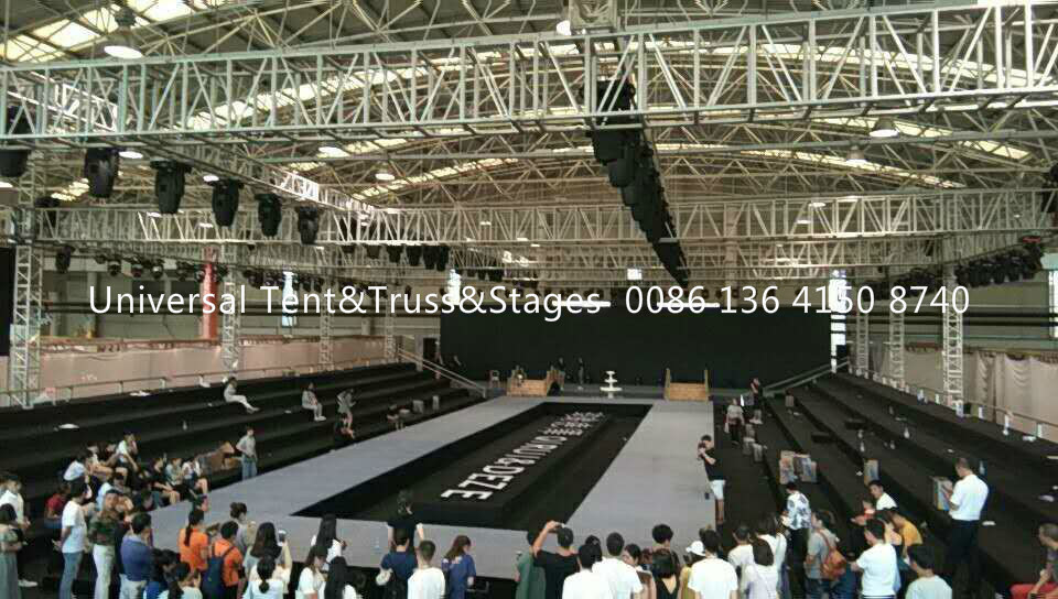 Aluminum Frame Stage Lighting Truss Structure / Event Spigot Bolt ...